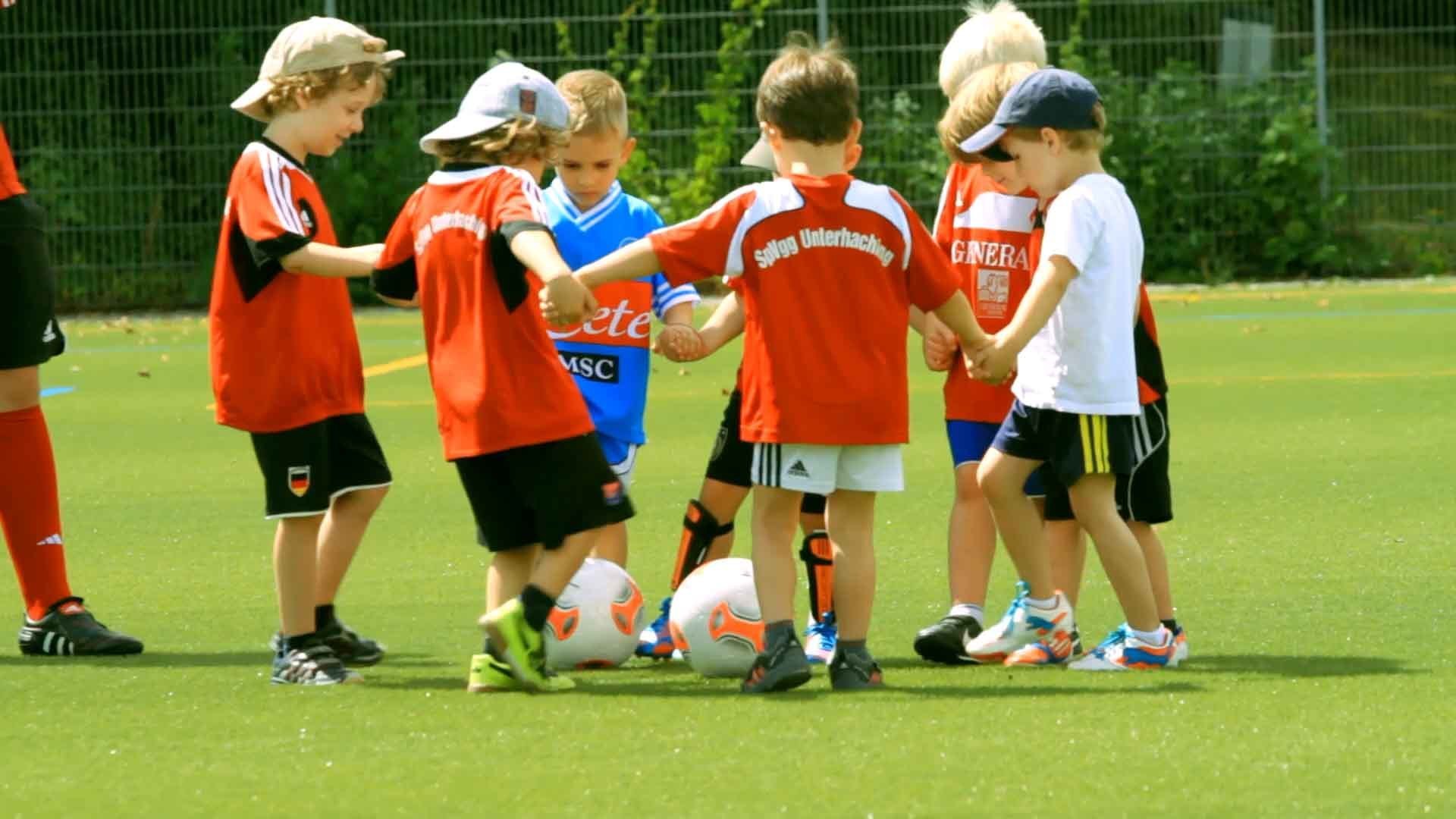 Bambini Training im Fußball ⚽️ Die wichtigsten Tipps und Übungen!